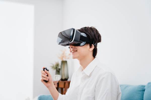 【VR動画に最適】おすすめのVRゴーグル5選！VR動画楽しむならコレ！ | VR Inside